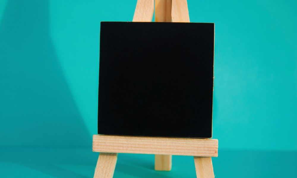 Inspiration for Creative Holiday Chalkboard Art